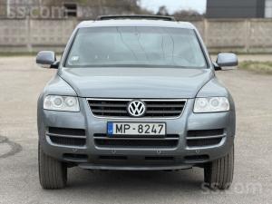 Pelēks Volkswagen Touareg 2005 Ogre, ar dzinēja tilpumu 3.00 L un nobraukumu 228 tūkst. km par 2500 €, foto 3 vietnē AUTOMOTO.COM.LV