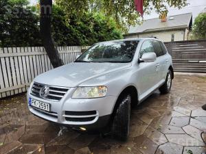 Grey Volkswagen Touareg 2005 in Riga, with an engine capacity of 3.20 L and mileage of 280 thousand km for 2800 €, photo  on AUTOMOTO.COM.LV