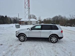 Pelēks Volkswagen Touareg 2006 Kupiškis, ar dzinēja tilpumu 2.97 L un nobraukumu 311 tūkst. km par 2900 €, foto 7 vietnē AUTOMOTO.COM.LV