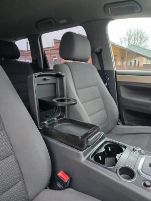 Pelēks Volkswagen Touareg 2006 Ventspils, ar dzinēja tilpumu 2.50 L un nobraukumu 347 tūkst. km par 3490 €, foto 19 vietnē AUTOMOTO.COM.LV