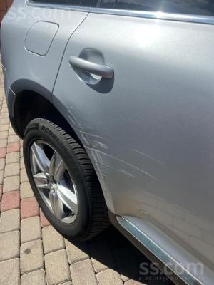 Pelēks Volkswagen Touareg 2006 Jēkabpils, ar dzinēja tilpumu 3.00 L un nobraukumu 374 tūkst. km par 3700 €, foto 8 vietnē AUTOMOTO.COM.LV