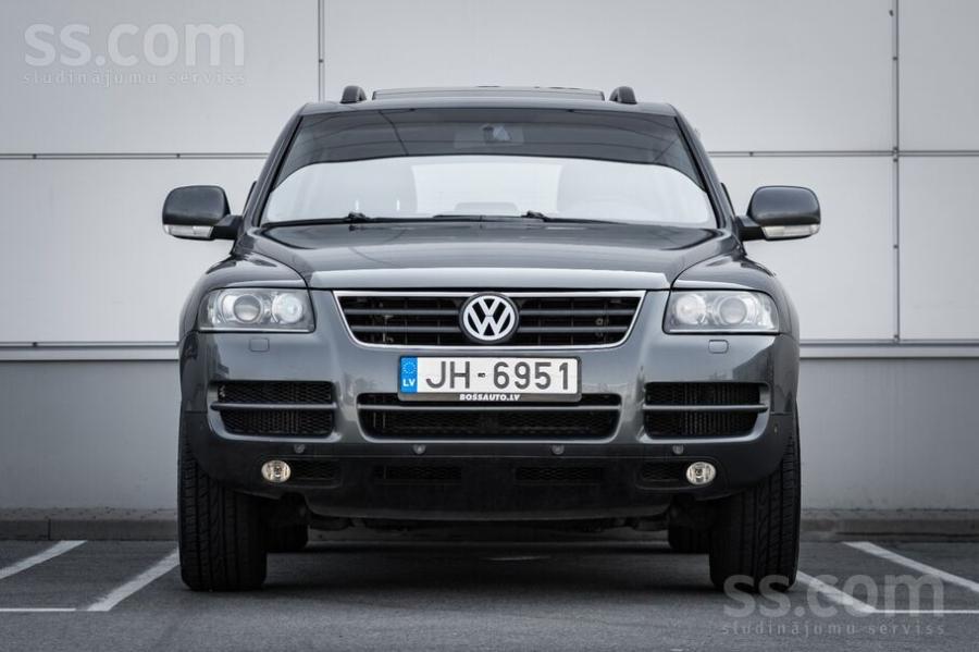 Pelēks Volkswagen Touareg 2006 Rīga, ar dzinēja tilpumu 3.00 L un nobraukumu 324 tūkst. km par 2995 €, foto 3 vietnē AUTOMOTO.COM.LV