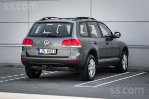 Pelēks Volkswagen Touareg 2006 Rīga, ar dzinēja tilpumu 3.00 L un nobraukumu 324 tūkst. km par 2995 €, foto 5 vietnē AUTOMOTO.COM.LV