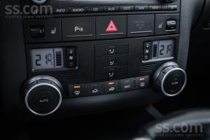 Pelēks Volkswagen Touareg 2006 Rīga, ar dzinēja tilpumu 3.00 L un nobraukumu 324 tūkst. km par 2995 €, foto 21 vietnē AUTOMOTO.COM.LV