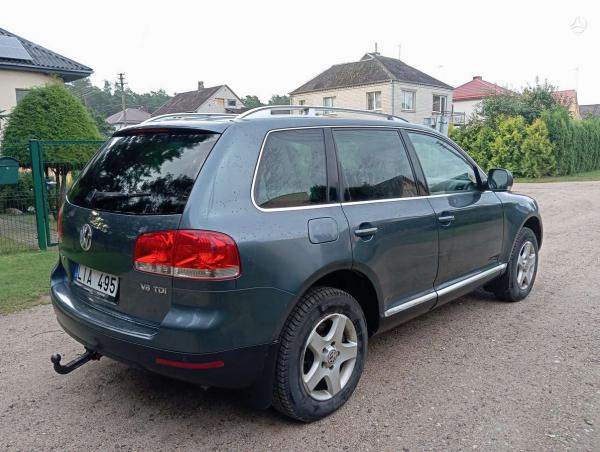 Volkswagen Touareg 2006 Ukmergė vietnē Pelēks Volkswagen Touareg 2006 Ukmergė, ar dzinēja tilpumu 3.00 L un nobraukumu 403 tūkst. km par 3200 €, foto 6 vietnē AUTOMOTO.COM.LV