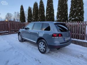 Grey Volkswagen Touareg 2007 in Vilnius, with an engine capacity of 3.00 L and mileage of 309 thousand km for 6800 €, photo 15 on AUTOMOTO.COM.LV
