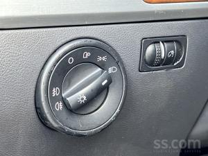 Pelēks Volkswagen Touareg 2007 Rēzekne, ar dzinēja tilpumu 3.00 L un nobraukumu 340 tūkst. km par 3800 €, foto 14 vietnē AUTOMOTO.COM.LV