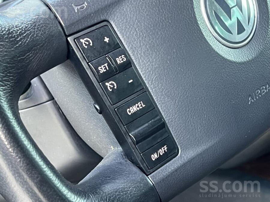 Pelēks Volkswagen Touareg 2007 Rēzekne, ar dzinēja tilpumu 3.00 L un nobraukumu 340 tūkst. km par 3800 €, foto 16 vietnē AUTOMOTO.COM.LV
