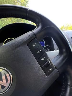 Pelēks Volkswagen Touareg 2007 Jelgava, ar dzinēja tilpumu 3.00 L un nobraukumu 316 tūkst. km par 6700 €, foto 13 vietnē AUTOMOTO.COM.LV