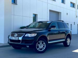 Pelēks Volkswagen Touareg 2007 Rīga, ar dzinēja tilpumu 2.50 L un nobraukumu 393 tūkst. km par 4690 €, foto 8 vietnē AUTOMOTO.COM.LV
