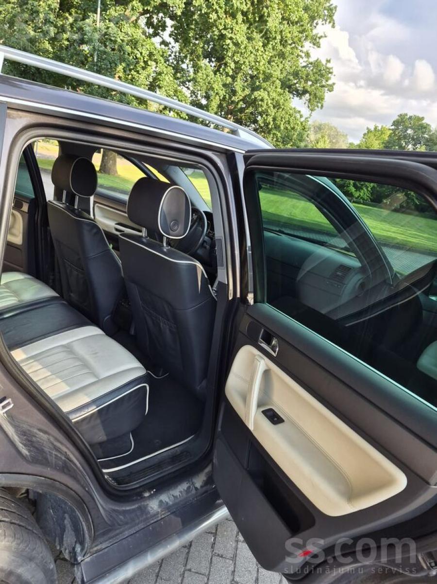 Pelēks Volkswagen Touareg 2007 Rīga, ar dzinēja tilpumu 3.00 L un nobraukumu 365 tūkst. km par 5900 €, foto 4 vietnē AUTOMOTO.COM.LV