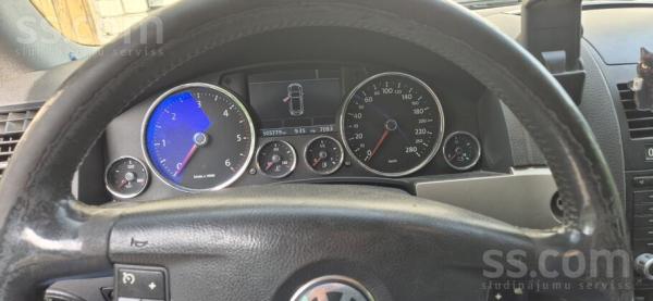 Pelēks Volkswagen Touareg 2007 Saldus, ar dzinēja tilpumu 3.00 L un nobraukumu 508 tūkst. km par 2500 €, foto 7 vietnē AUTOMOTO.COM.LV