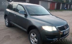 Grey Volkswagen Touareg 2007 in Ludza, with an engine capacity of 2.50 L and mileage of 206 thousand km for 4100 €, photo  on AUTOMOTO.COM.LV