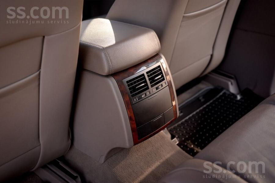Pelēks Volkswagen Touareg 2007 Talsi, ar dzinēja tilpumu 3.00 L un nobraukumu 338 tūkst. km par 4990 €, foto 26 vietnē AUTOMOTO.COM.LV