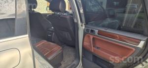 Grey Volkswagen Touareg 2007 in Liepaja, with an engine capacity of 3.00 L and mileage of 410 thousand km for 1950 €, photo 15 on AUTOMOTO.COM.LV