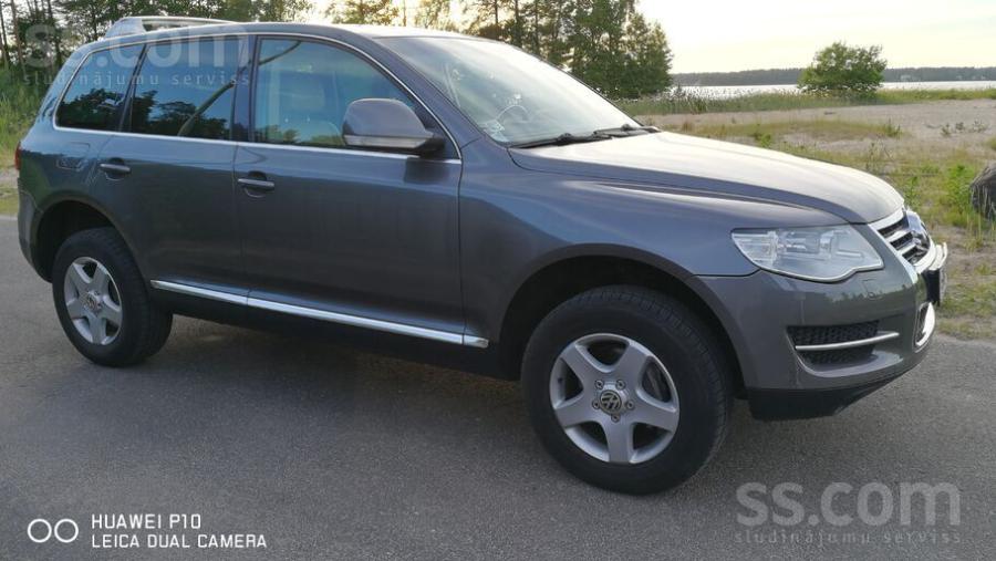 Pelēks Volkswagen Touareg 2008 Rīga, ar dzinēja tilpumu 3.00 L un nobraukumu 225 tūkst. km par 12500 €, foto 2 vietnē AUTOMOTO.COM.LV