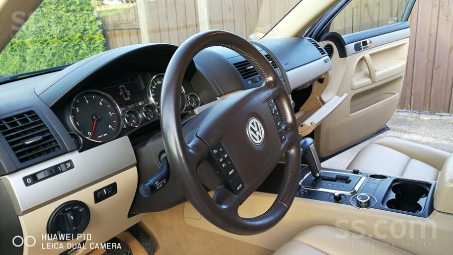 Pelēks Volkswagen Touareg 2008 Rīga, ar dzinēja tilpumu 3.00 L un nobraukumu 225 tūkst. km par 12500 €, foto 5 vietnē AUTOMOTO.COM.LV