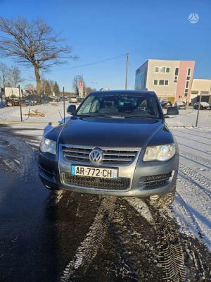 Pelēks Volkswagen Touareg 2008 Tauragė, ar dzinēja tilpumu 2.97 L un nobraukumu 317 tūkst. km par 6200 €, foto 2 vietnē AUTOMOTO.COM.LV
