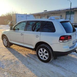Pelēks Volkswagen Touareg 2008 Utena, ar dzinēja tilpumu 2.97 L un nobraukumu 166 tūkst. km par 5900 €, foto 3 vietnē AUTOMOTO.COM.LV
