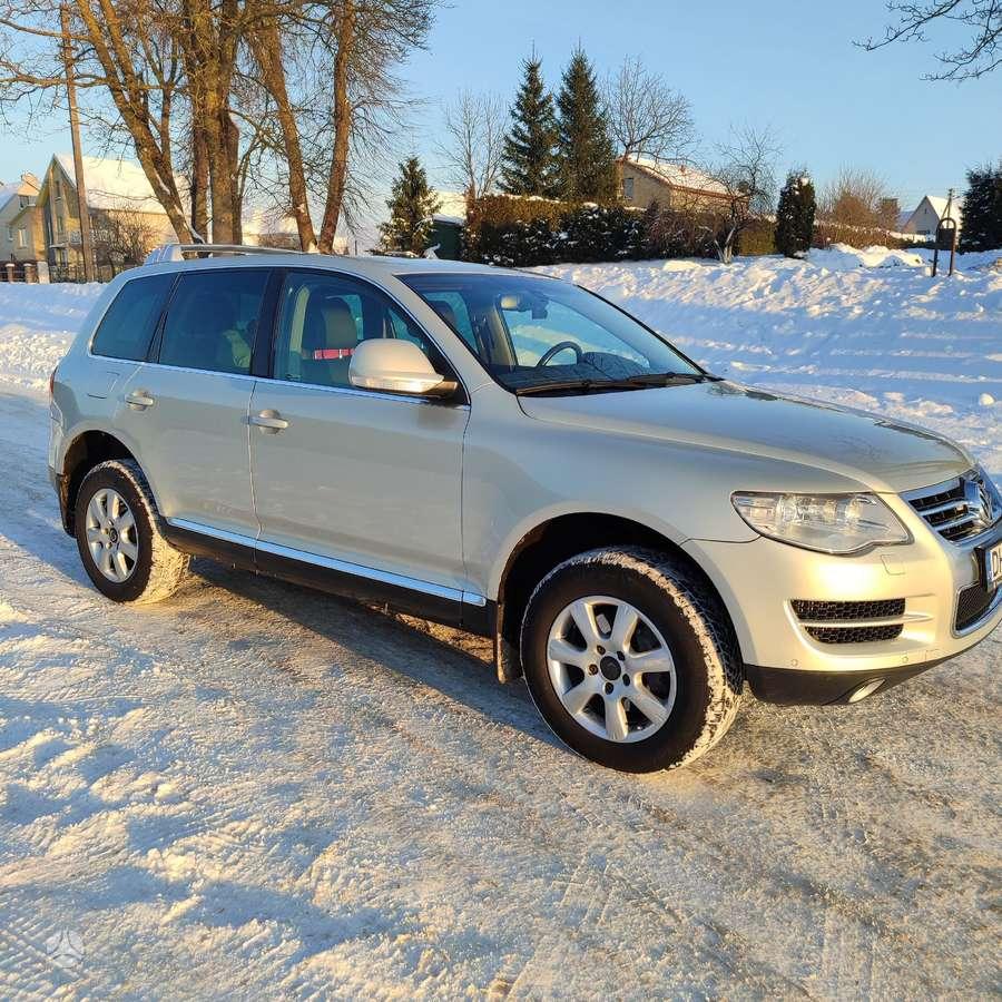 Pelēks Volkswagen Touareg 2008 Utena, ar dzinēja tilpumu 2.97 L un nobraukumu 166 tūkst. km par 5900 €, foto 5 vietnē AUTOMOTO.COM.LV