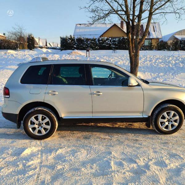 Pelēks Volkswagen Touareg 2008 Utena, ar dzinēja tilpumu 2.97 L un nobraukumu 166 tūkst. km par 5900 €, foto 6 vietnē AUTOMOTO.COM.LV