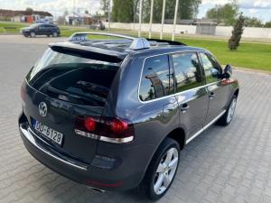 Pelēks Volkswagen Touareg 2008 Rīga, ar dzinēja tilpumu 3.00 L un nobraukumu 165 tūkst. km par 8800 €, foto 4 vietnē AUTOMOTO.COM.LV