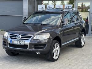 Pelēks Volkswagen Touareg 2008 Rīga, ar dzinēja tilpumu 3.00 L un nobraukumu 165 tūkst. km par 8800 €, foto 8 vietnē AUTOMOTO.COM.LV