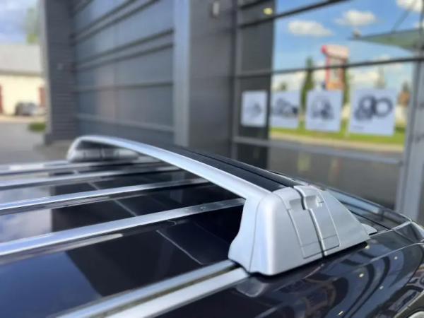 Pelēks Volkswagen Touareg 2008 Jēkabpils, ar dzinēja tilpumu 3.00 L un nobraukumu 165 tūkst. km par 8800 €, foto 9 vietnē AUTOMOTO.COM.LV