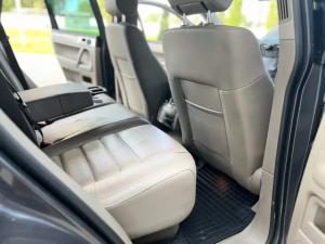 Grey Volkswagen Touareg 2008 in Jekabpils, with an engine capacity of 3.00 L and mileage of 165 thousand km for 8800 €, photo 18 on AUTOMOTO.COM.LV