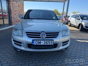 Pelēks Volkswagen Touareg 2008 Talsi, ar dzinēja tilpumu 3.00 L un nobraukumu 0 tūkst. km par 5970 €, foto 3 vietnē AUTOMOTO.COM.LV