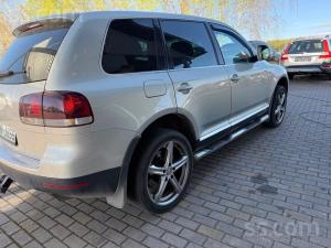 Pelēks Volkswagen Touareg 2008 Talsi, ar dzinēja tilpumu 3.00 L un nobraukumu 0 tūkst. km par 5970 €, foto 5 vietnē AUTOMOTO.COM.LV