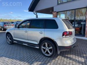 Pelēks Volkswagen Touareg 2008 Talsi, ar dzinēja tilpumu 3.00 L un nobraukumu 0 tūkst. km par 5970 €, foto 10 vietnē AUTOMOTO.COM.LV