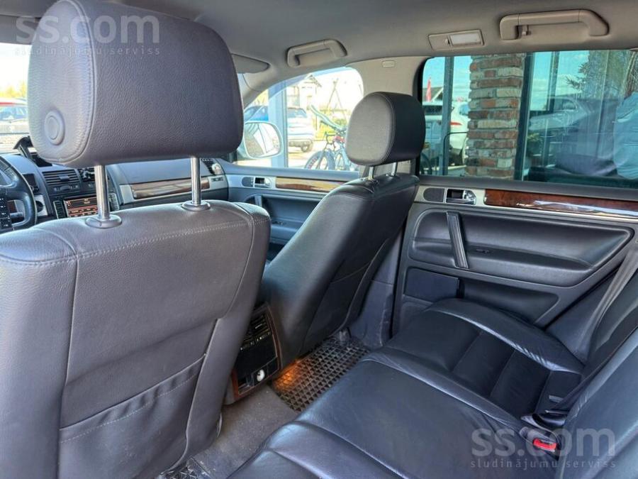 Pelēks Volkswagen Touareg 2008 Talsi, ar dzinēja tilpumu 3.00 L un nobraukumu 0 tūkst. km par 5970 €, foto 11 vietnē AUTOMOTO.COM.LV