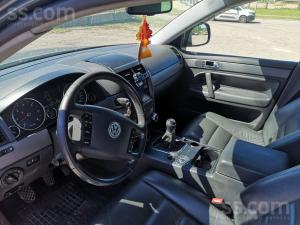 Pelēks Volkswagen Touareg 2008 Krāslava, ar dzinēja tilpumu 3.00 L un nobraukumu 240 tūkst. km par 6600 €, foto 6 vietnē AUTOMOTO.COM.LV