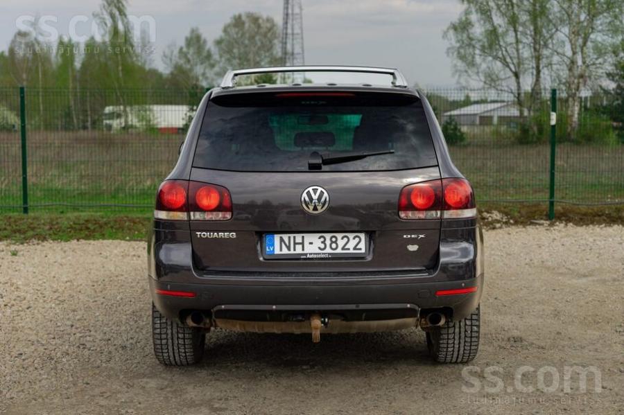 Pelēks Volkswagen Touareg 2009 Rīga, ar dzinēja tilpumu 3.00 L un nobraukumu 0 tūkst. km par 8490 €, foto 5 vietnē AUTOMOTO.COM.LV