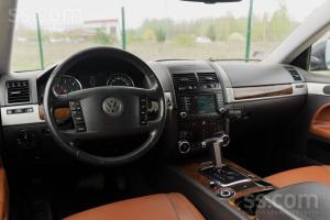 Pelēks Volkswagen Touareg 2009 Rīga, ar dzinēja tilpumu 3.00 L un nobraukumu 0 tūkst. km par 8490 €, foto 7 vietnē AUTOMOTO.COM.LV