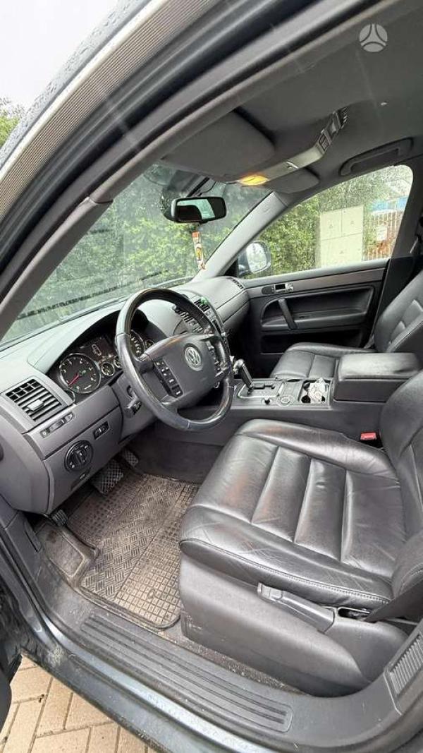 Pelēks Volkswagen Touareg 2009 Kauņa, ar dzinēja tilpumu 2.97 L un nobraukumu 229 tūkst. km par 6250 €, foto 7 vietnē AUTOMOTO.COM.LV