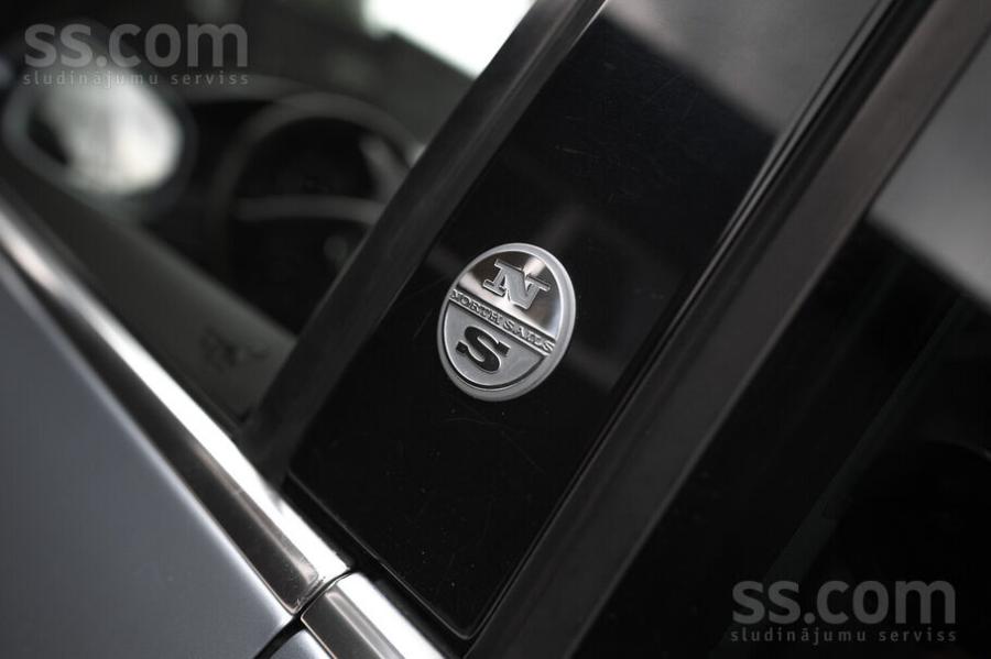 Pelēks Volkswagen Touareg 2009 Jelgava, ar dzinēja tilpumu 3.00 L un nobraukumu 368 tūkst. km par 6900 €, foto 21 vietnē AUTOMOTO.COM.LV