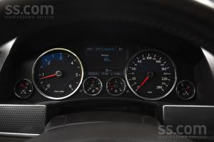 Pelēks Volkswagen Touareg 2009 Jelgava, ar dzinēja tilpumu 3.00 L un nobraukumu 368 tūkst. km par 6900 €, foto 23 vietnē AUTOMOTO.COM.LV
