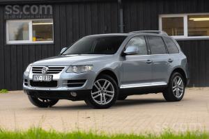 Volkswagen Touareg 2009 Jelgava vietnē Pelēks Volkswagen Touareg 2009 Jelgava, ar dzinēja tilpumu 3.00 L un nobraukumu 368 tūkst. km par 6900 €, foto 1 vietnē AUTOMOTO.COM.LV