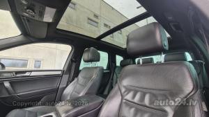 Pelēks Volkswagen Touareg 2010 Tallina, ar dzinēja tilpumu 3.00 L un nobraukumu 250 tūkst. km par 14999 €, foto 10 vietnē AUTOMOTO.COM.LV
