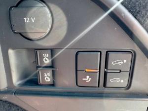 Pelēks Volkswagen Touareg 2010 Rēzekne, ar dzinēja tilpumu 3.00 L un nobraukumu 253 tūkst. km par 11990 €, foto 12 vietnē AUTOMOTO.COM.LV