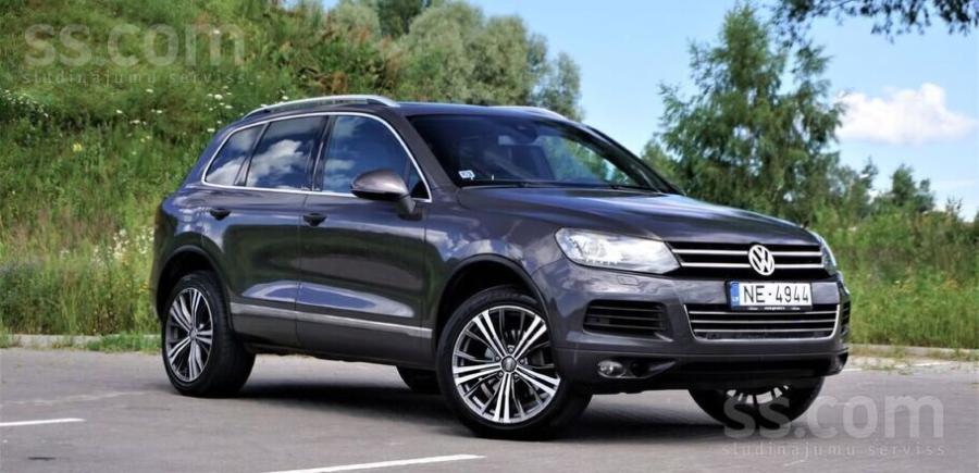 Pelēks Volkswagen Touareg 2010 Rīga, ar dzinēja tilpumu 3.00 L un nobraukumu 298 tūkst. km par 10600 €, foto 3 vietnē AUTOMOTO.COM.LV