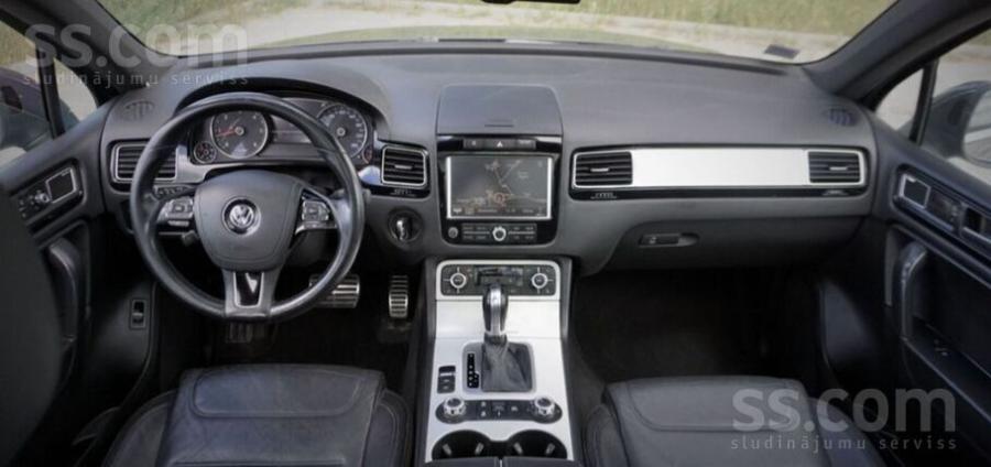 Pelēks Volkswagen Touareg 2010 Rīga, ar dzinēja tilpumu 3.00 L un nobraukumu 298 tūkst. km par 10600 €, foto 5 vietnē AUTOMOTO.COM.LV