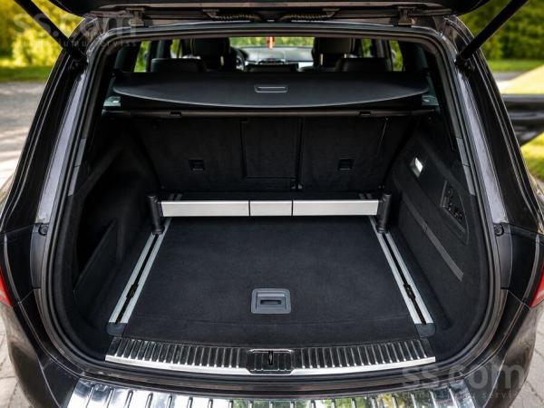Pelēks Volkswagen Touareg 2010 Rīga, ar dzinēja tilpumu 3.00 L un nobraukumu 298 tūkst. km par 10600 €, foto 9 vietnē AUTOMOTO.COM.LV