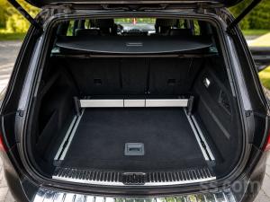 Pelēks Volkswagen Touareg 2010 Rīga, ar dzinēja tilpumu 3.00 L un nobraukumu 298 tūkst. km par 10600 €, foto 10 vietnē AUTOMOTO.COM.LV