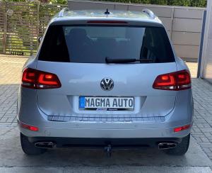 Pelēks Volkswagen Touareg 2010 Marijampole, ar dzinēja tilpumu 2.97 L un nobraukumu 265 tūkst. km par 9999 €, foto 17 vietnē AUTOMOTO.COM.LV