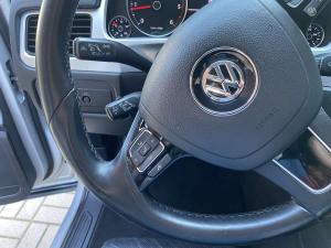 Pelēks Volkswagen Touareg 2010 Marijampole, ar dzinēja tilpumu 2.97 L un nobraukumu 265 tūkst. km par 9999 €, foto 23 vietnē AUTOMOTO.COM.LV