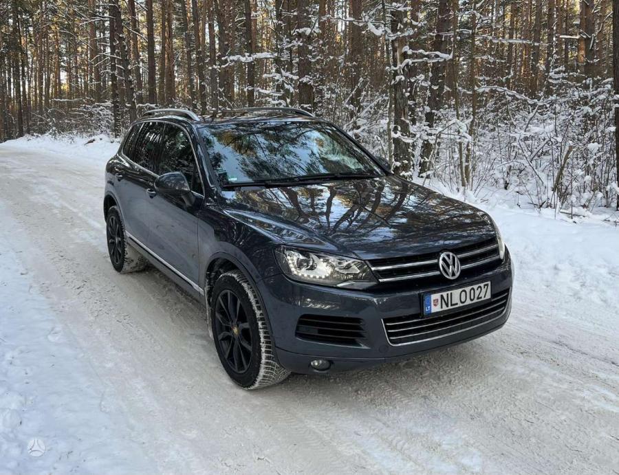Pelēks Volkswagen Touareg 2011 Kauņa, ar dzinēja tilpumu 2.97 L un nobraukumu 308 tūkst. km par 10800 €, foto 4 vietnē AUTOMOTO.COM.LV