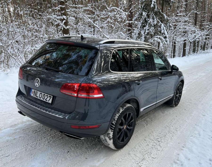 Pelēks Volkswagen Touareg 2011 Kauņa, ar dzinēja tilpumu 2.97 L un nobraukumu 308 tūkst. km par 10800 €, foto 8 vietnē AUTOMOTO.COM.LV